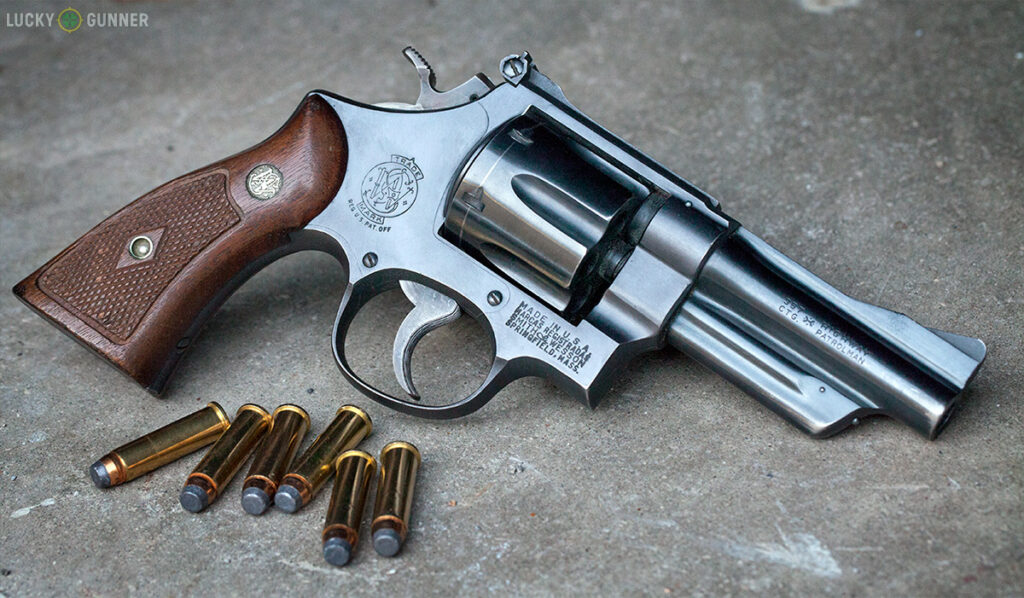 Semi-Automatic Pistols vs. Revolvers - Which is Better?