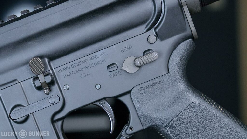 How To Use An AR-15 - Lucky Gunner Lounge